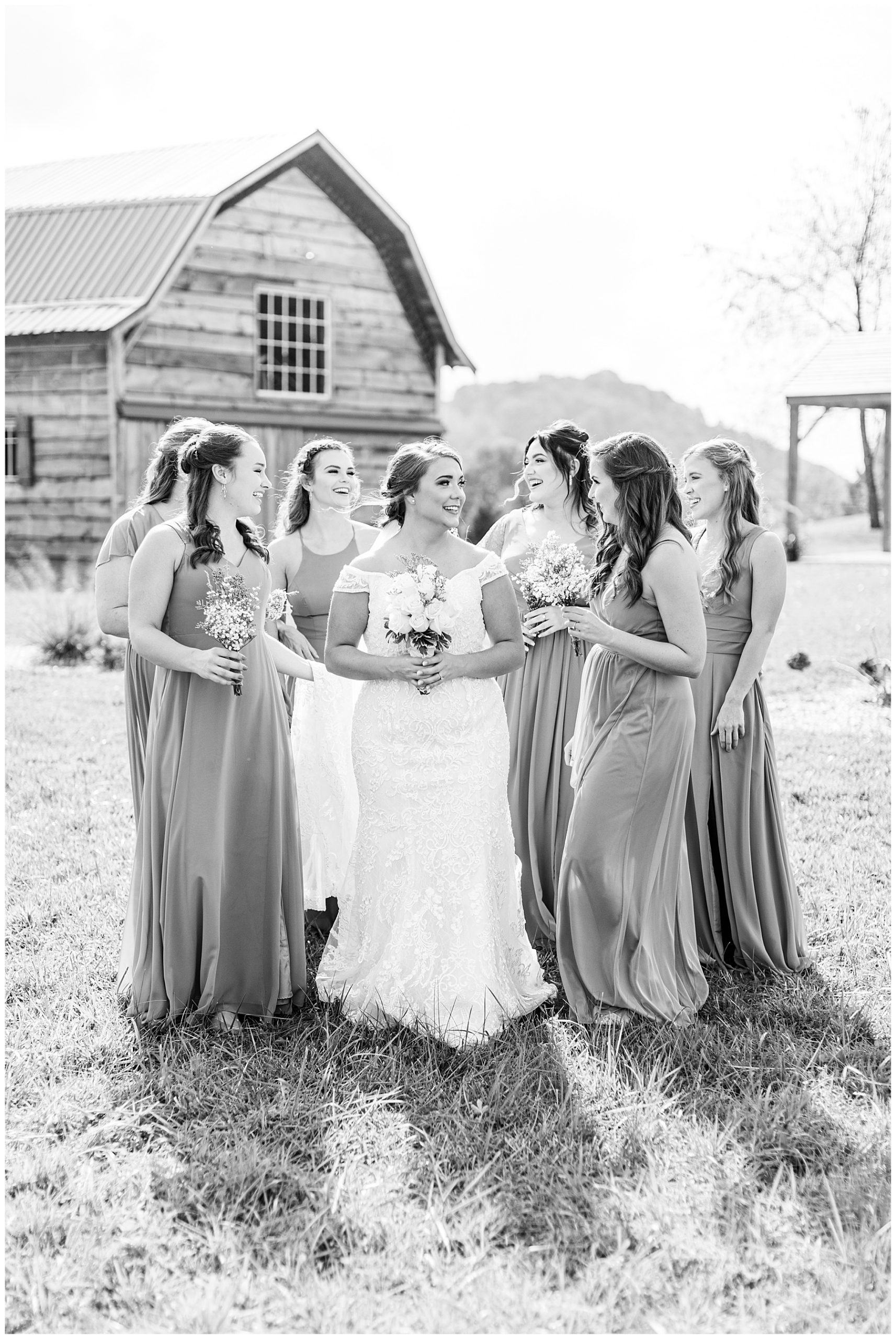 An East Tennessee Fall Wedding | Jacklyn and Jonathon - rebekahtalbot.com
